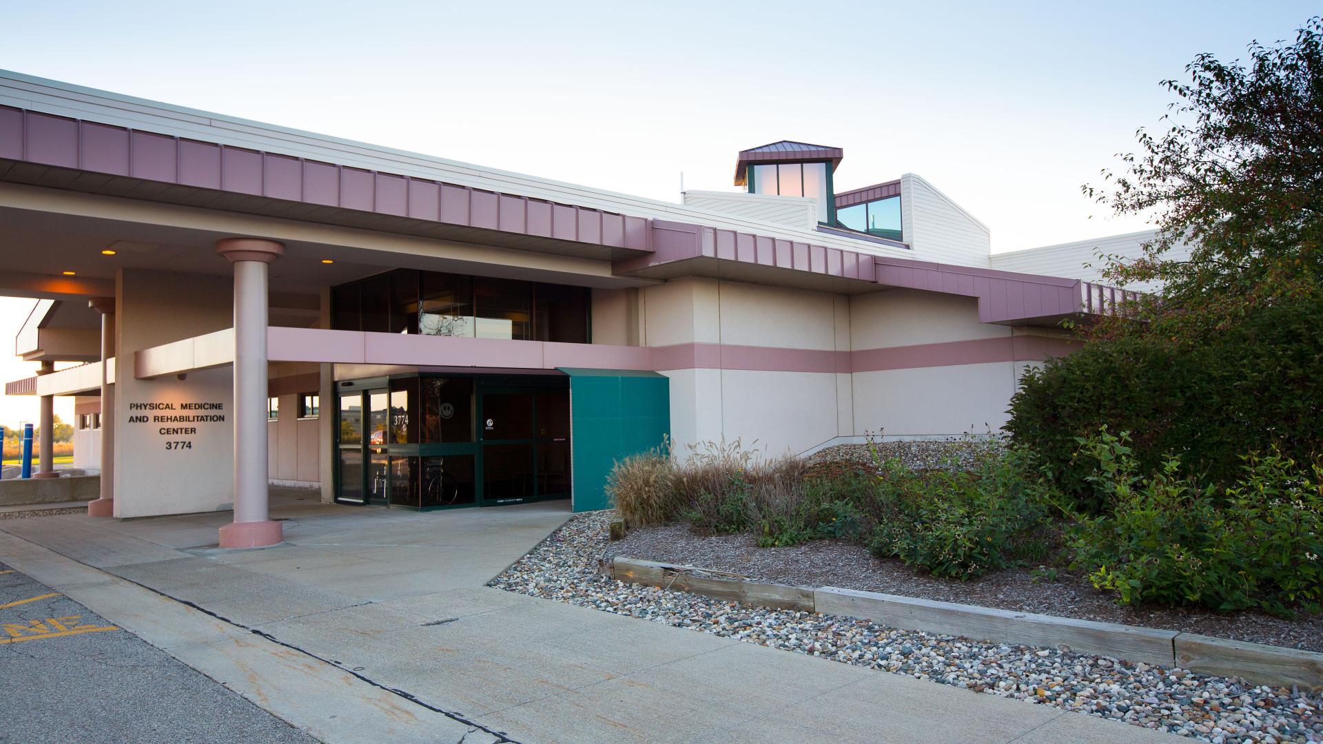 Corewell Health Lakeland Hospitals Orthopedic Rehabilitation - Royalton ... Corewell Health Lakeland Hospitals Orthopedic Rehabilitation - Royalton ...